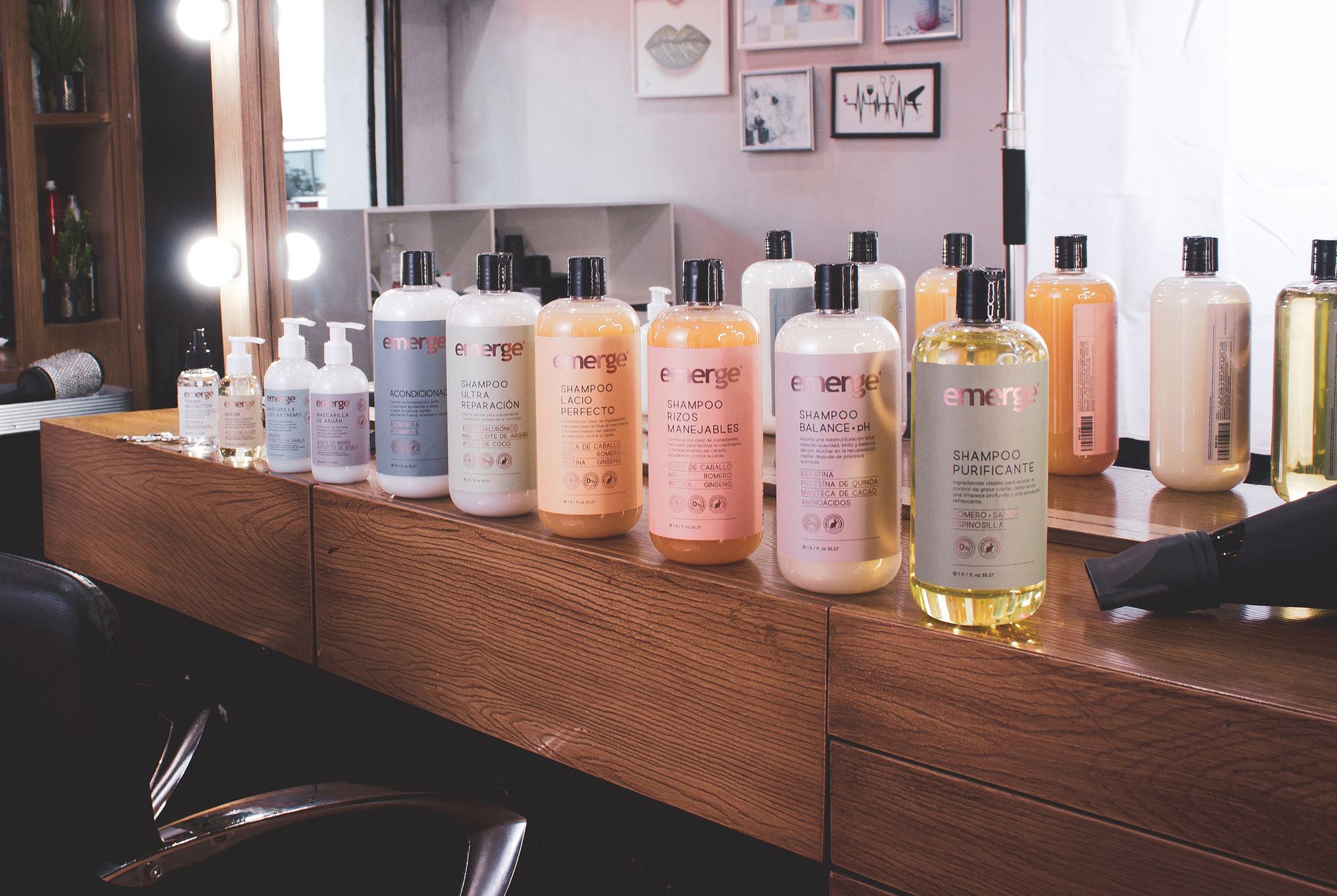 reg_dire_salon | Emerge